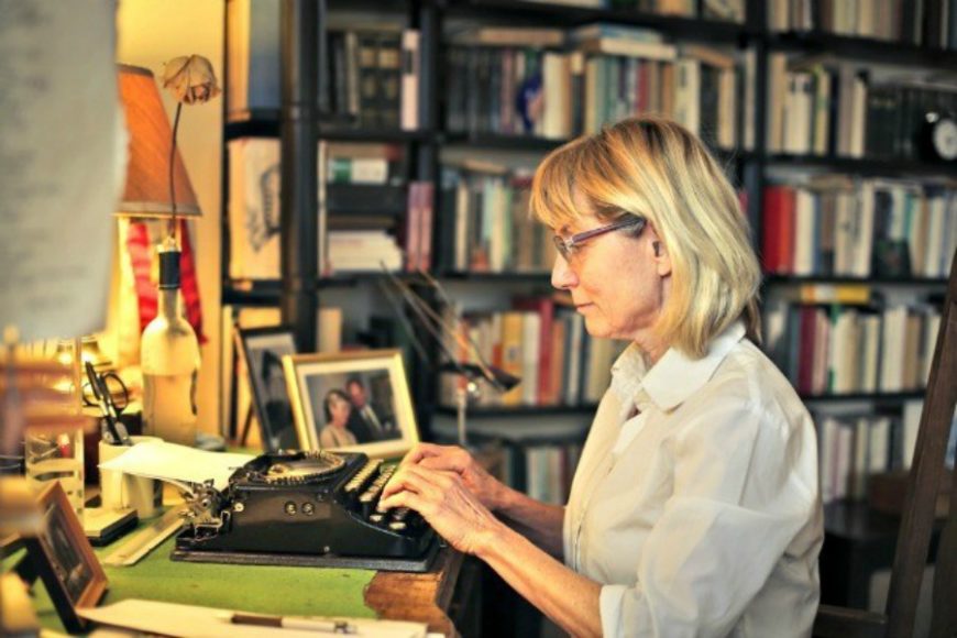 Cómo y por qué escribir un libro en la mediana edad– Viva Fifty! Cómo y por qué escribir un libro en la mediana edad– Viva Fifty!