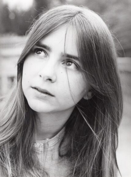 Isidra Mencos on writing and publishing a memoir in her 60s– Viva Fifty!