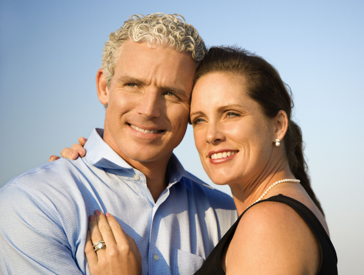 Dating over 50: red flags and green flags